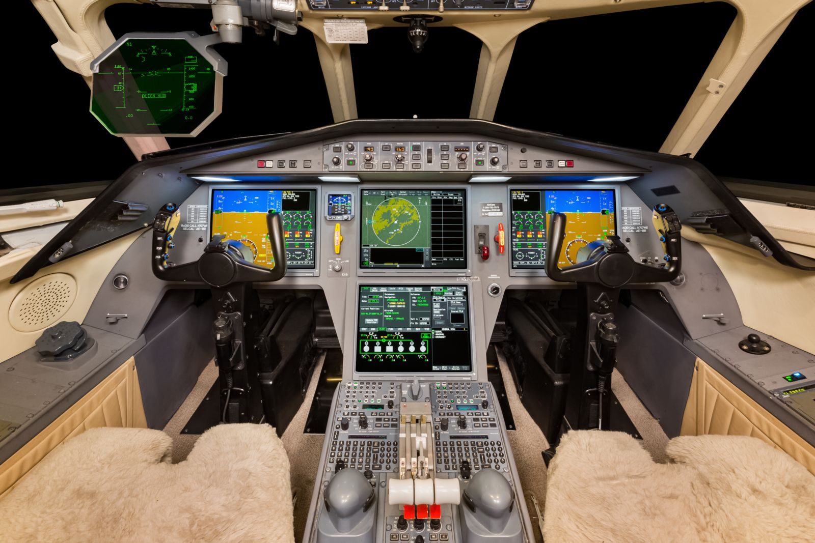 Dassault Falcon 900: Elevating French Aviation Excellence to New ...
