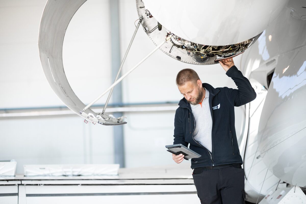 5 Essential Steps in Minor Repairs Mastery: Secure Your Jet's Optimal ...